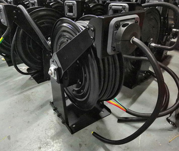 Spring powered reels | Metal cable reel ASSC370D - SUPERREEL